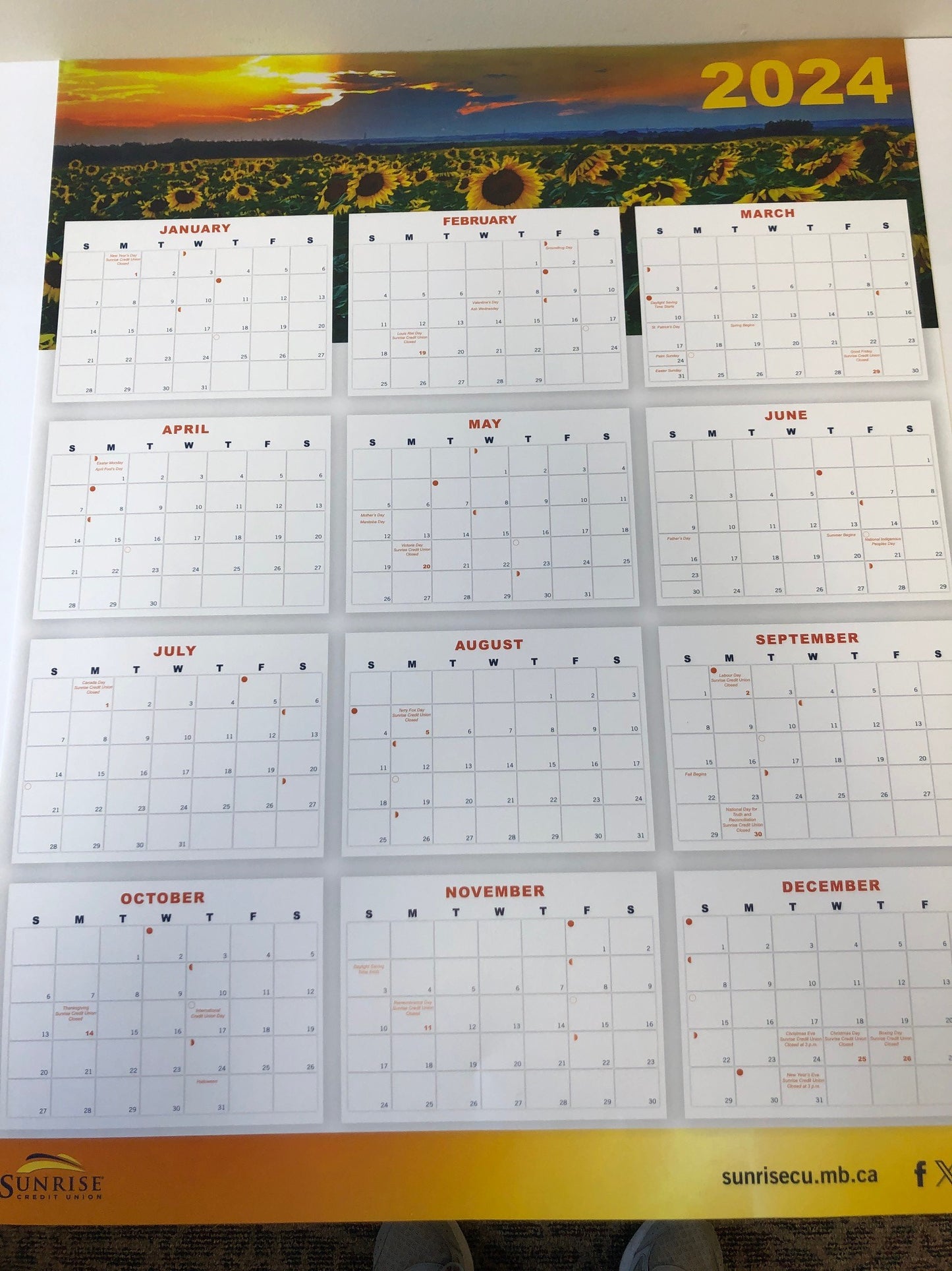 2024 Calendars 20 x 25 Year at a Glance – Sunrise Swag